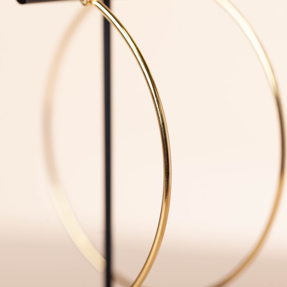 PLAIN JANE HOOPS - JUMBO - GOLD – Mobb Accessories